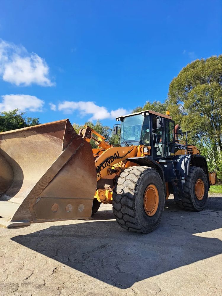 Używany Hyundai 770-9A 2014 - 230,01 PLN - Otomoto.pl