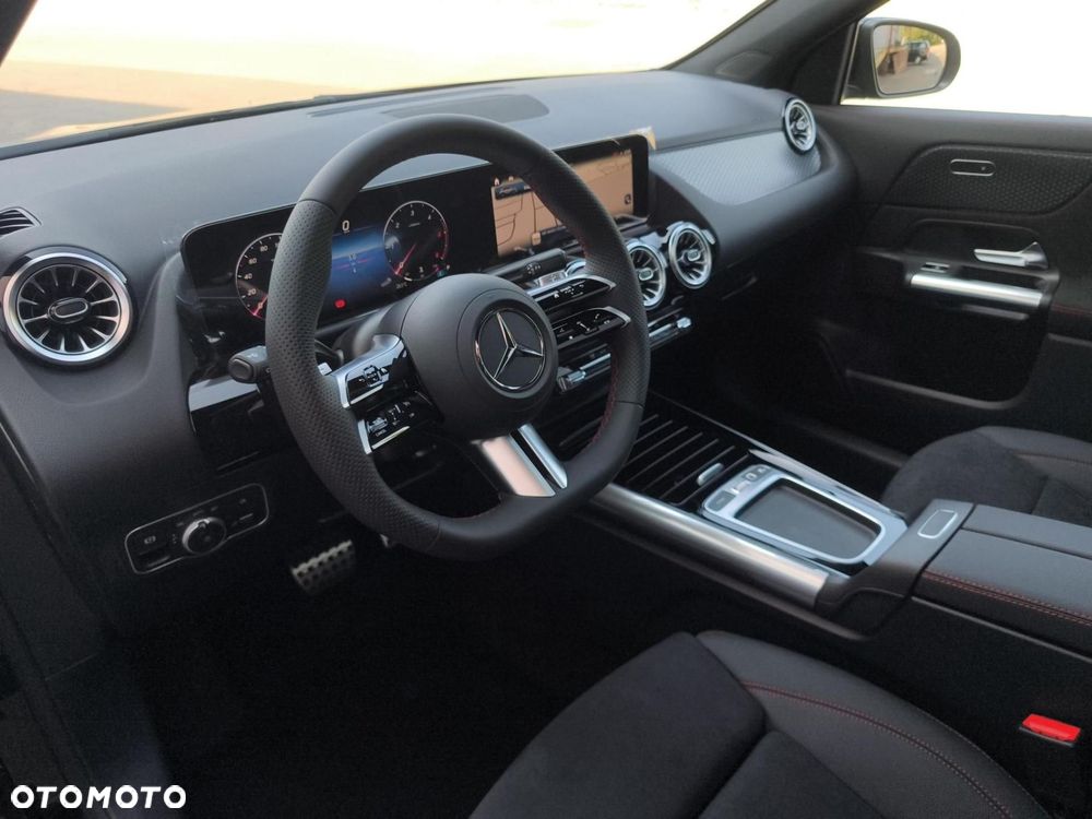 Nowy Mercedes-Benz GLA 2025 - 224 699 PLN, 5 km - Otomoto.pl