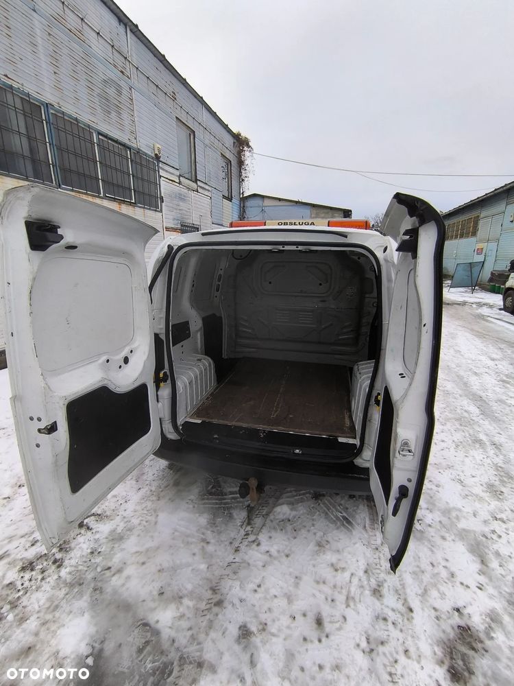 Używany Fiat Fiorino 2018 - 21 700 PLN, 104 619 km - Otomoto.pl