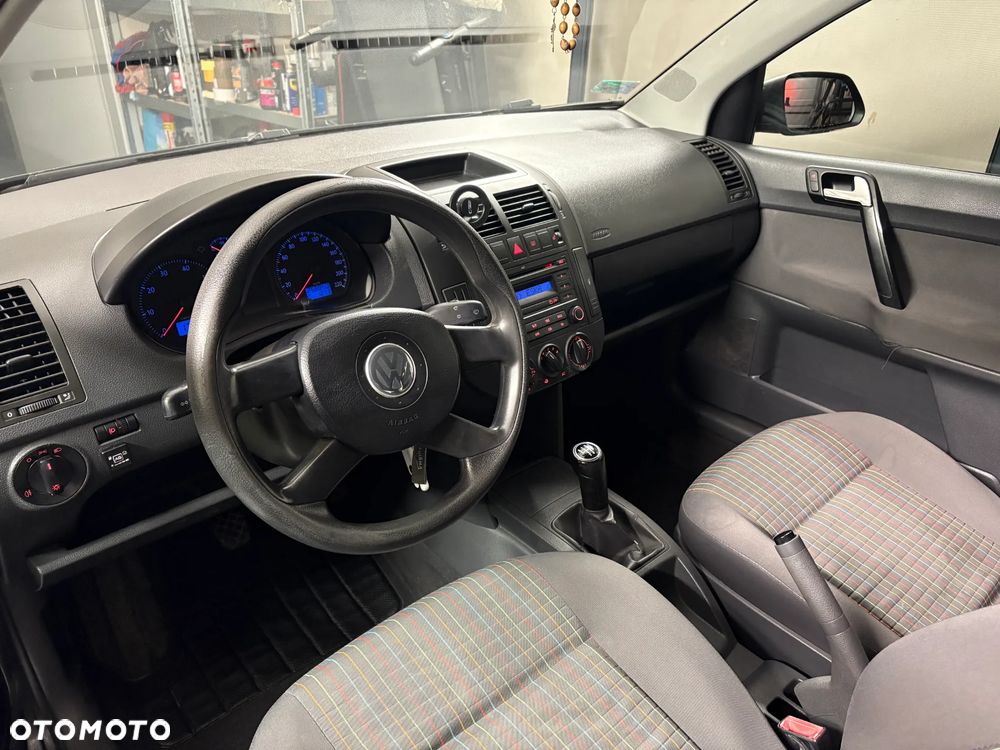 Używany Volkswagen Polo 2006 - 5 000 PLN, 258 850 km - Otomoto.pl