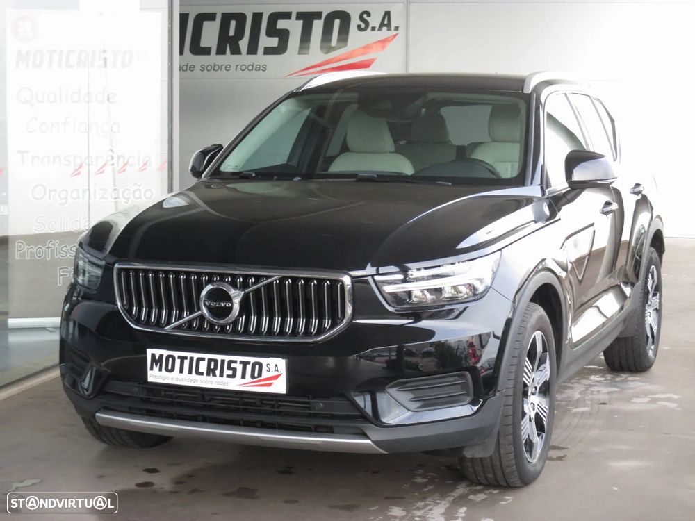 Usado Volvo XC 40 2020 - 28 900 EUR, 113 890 km - Standvirtual.com