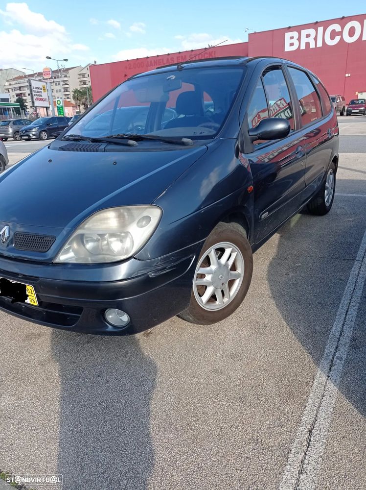 Usado Renault Scénic 2002 - 1 450 EUR, 225 900 km - Standvirtual.com