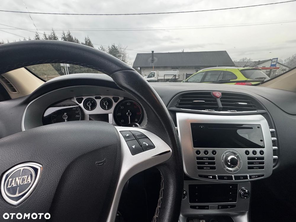 Używany Lancia Delta 2009 - 9 500 PLN, 195 200 km - Otomoto.pl