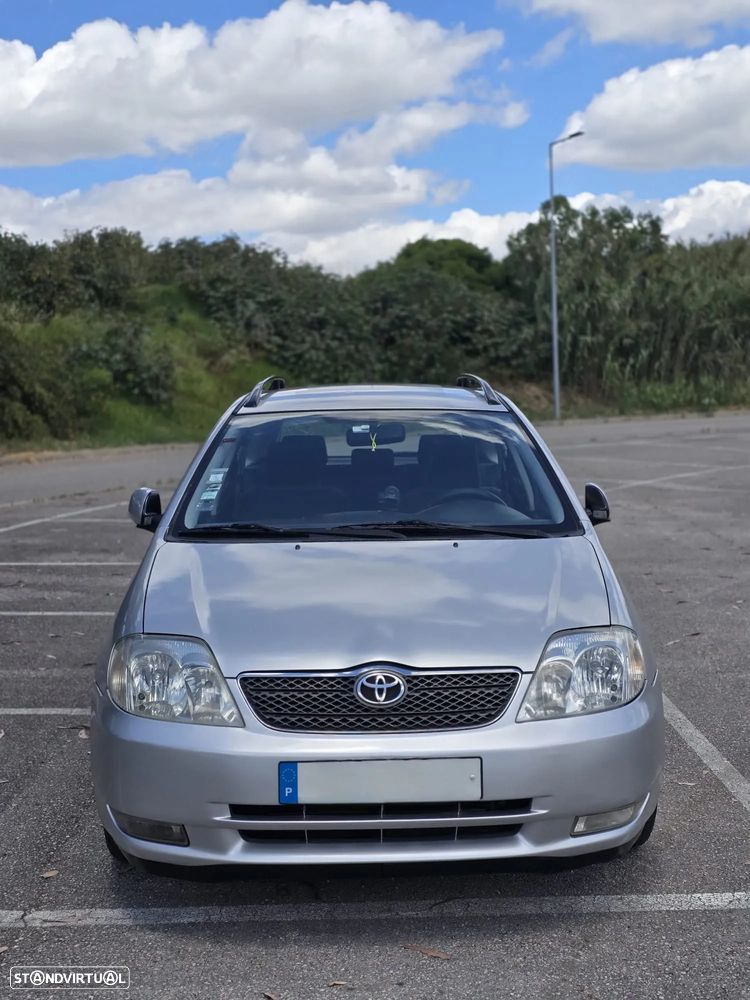Usado Toyota Corolla SW 2003 - 4 200 EUR, 140 000 km - Standvirtual.com