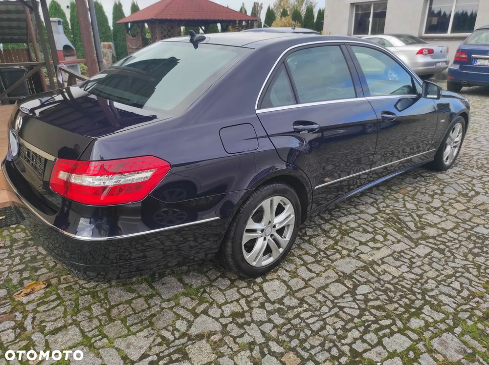 Używany Mercedes-Benz Klasa E 2010 - 27 900 PLN, 290 000 km - Otomoto.pl