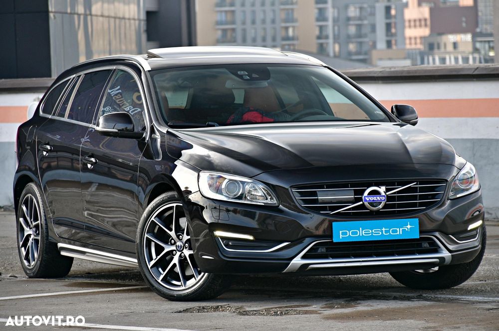 Utilizat Volvo V60 2014 - 11 999 EUR, 229 000 km - Autovit.ro