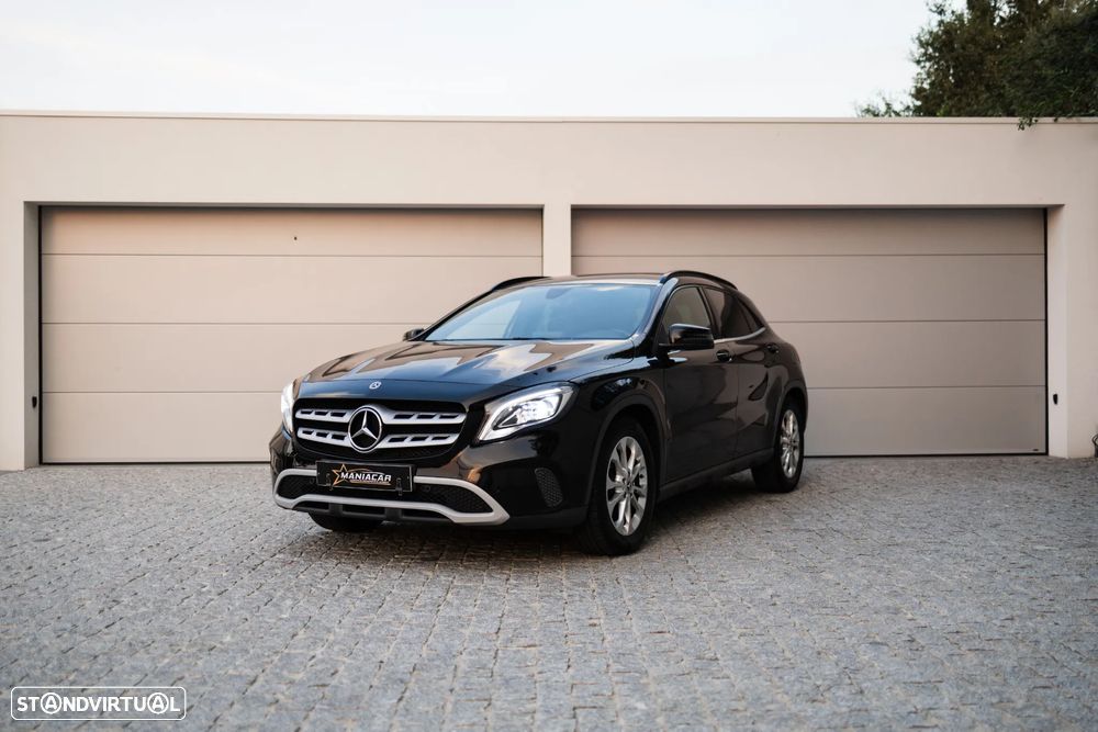 Usado Mercedes-Benz GLA 180 2017 - 20 990 EUR, 182 000 km ...
