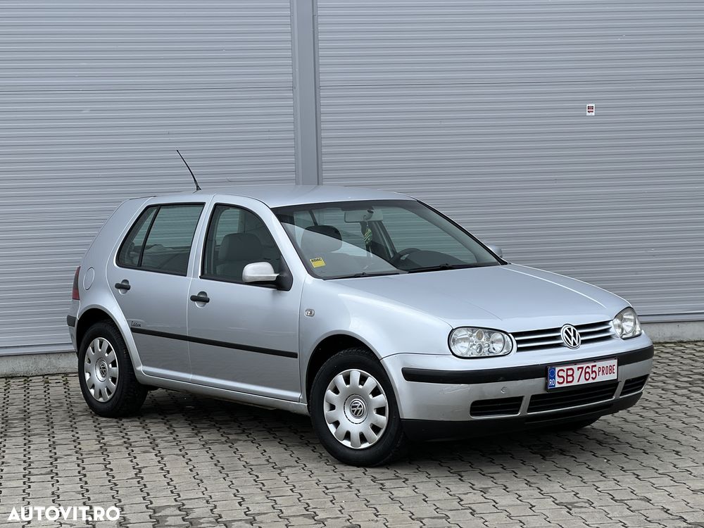 Utilizat Volkswagen Golf 2003 - 1 795 EUR, 300 000 km - Autovit.ro