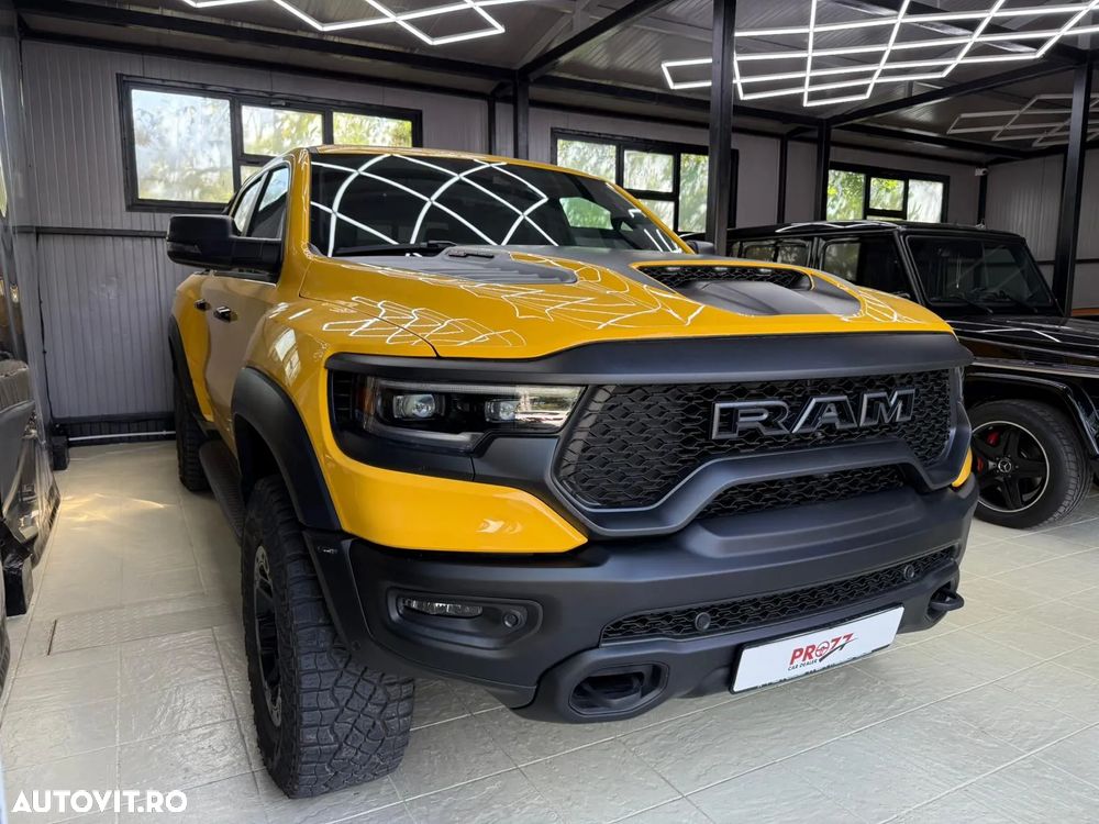 Utilizat Dodge RAM 2023 - 132 999,99 EUR, 7 100 km - Autovit.ro
