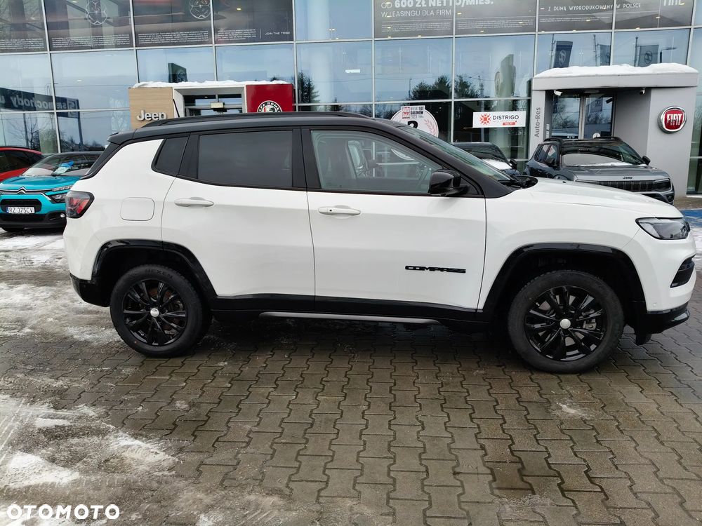 Używany Jeep Compass 2023 - 124 900 PLN, 10 421 km - Otomoto.pl