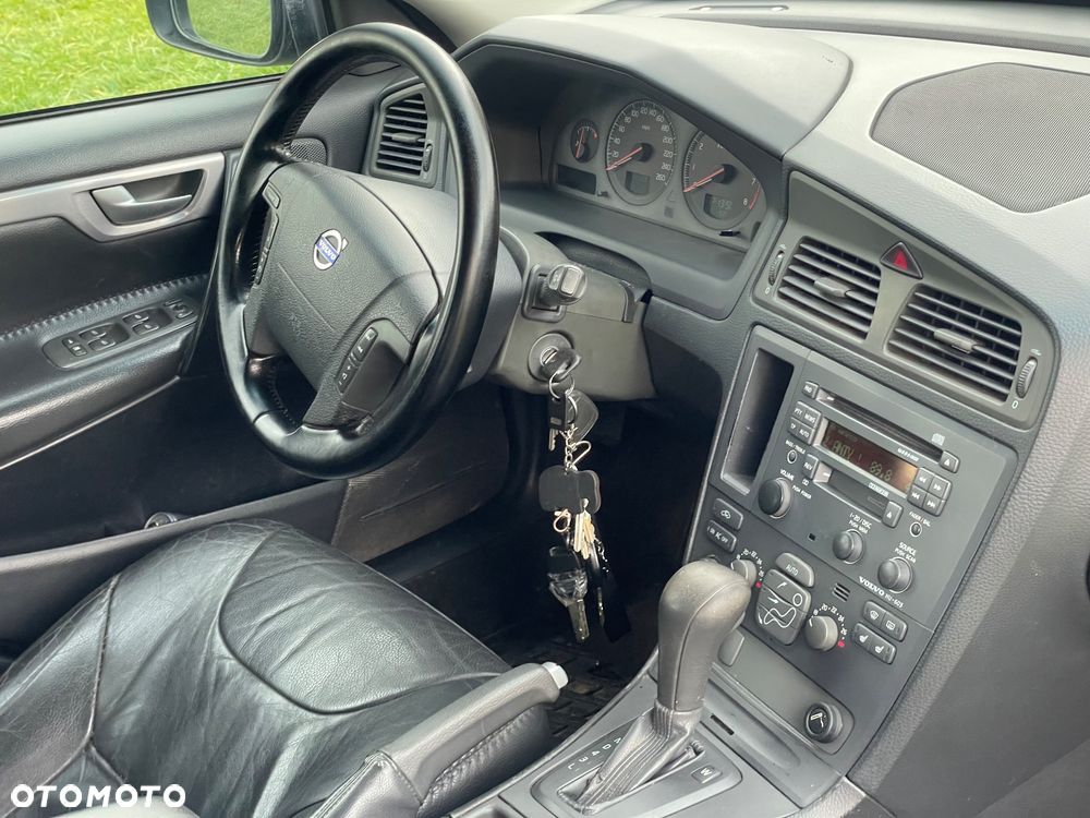 Używany Volvo XC 70 2003 - 15 900 PLN, 400 000 km - Otomoto.pl