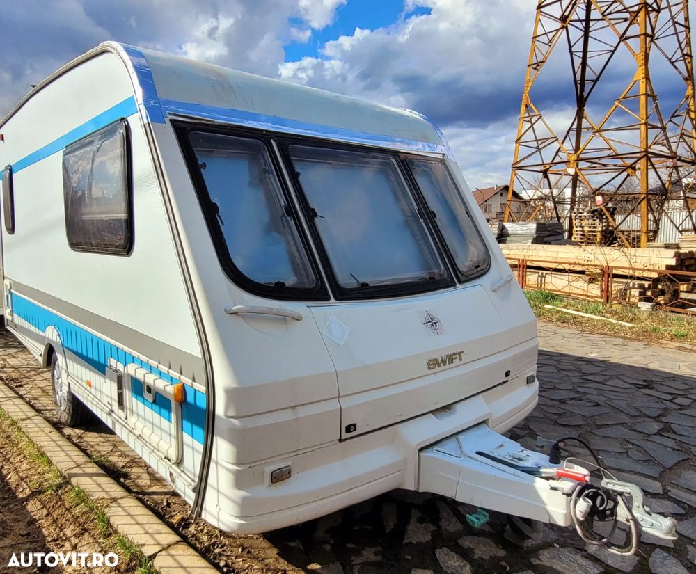 Utilizat Swift CHALLENGER 400 SE 1998 - 2 950 EUR - Autovit.ro