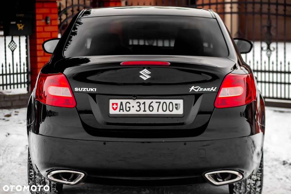 Używany Suzuki Kizashi 2011 - 32 900 PLN, 195 023 km - Otomoto.pl