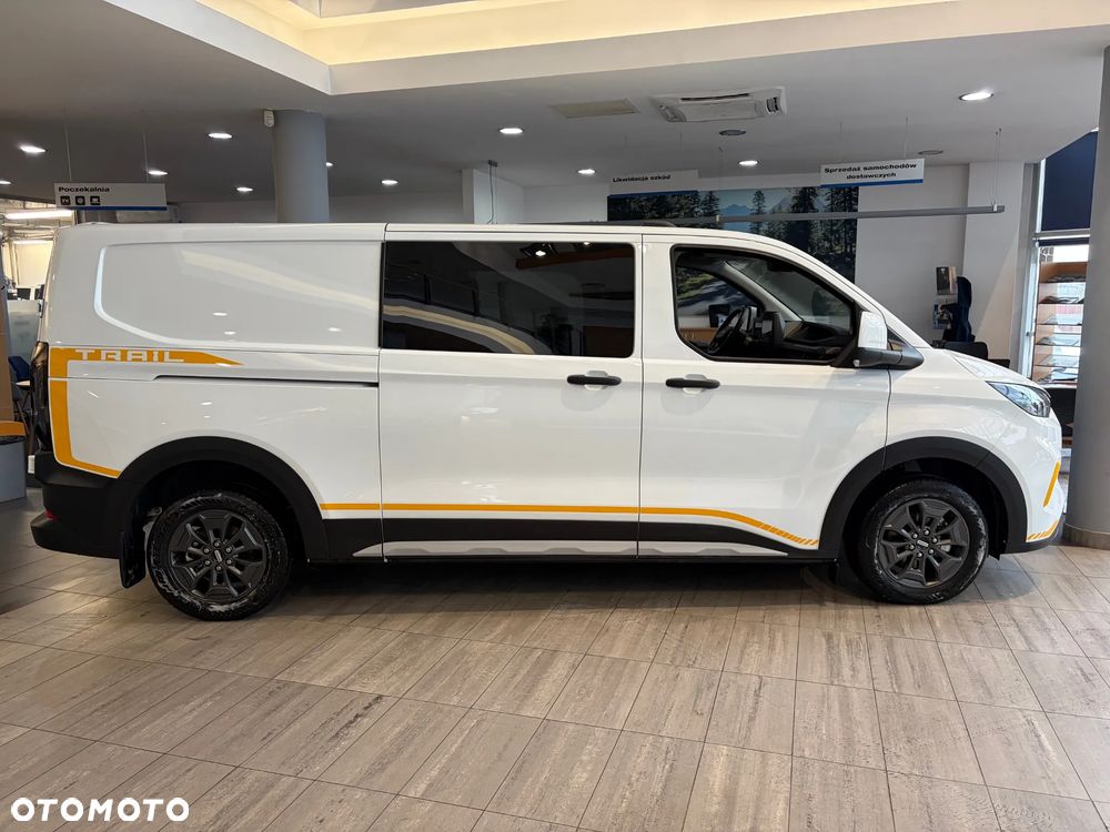 Nowy Ford transit custom Trail 2025 - 187 575 PLN, 10 km - Otomoto.pl