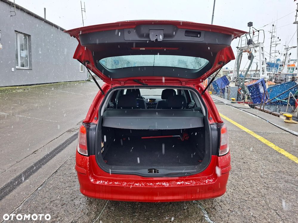 Używany Opel Astra 2010 - 9 000 PLN, 321 000 km - Otomoto.pl