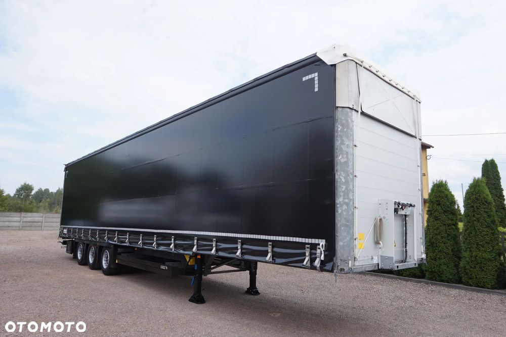 Używany Schmitz Cargobull FIRANA MEGA POD.OŚ SAF POD. DACH IDEALNA ...