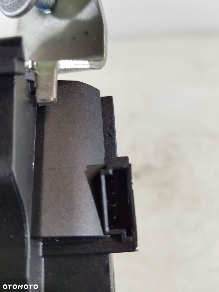 Używany Zamki - 250 PLN - Otomoto.pl