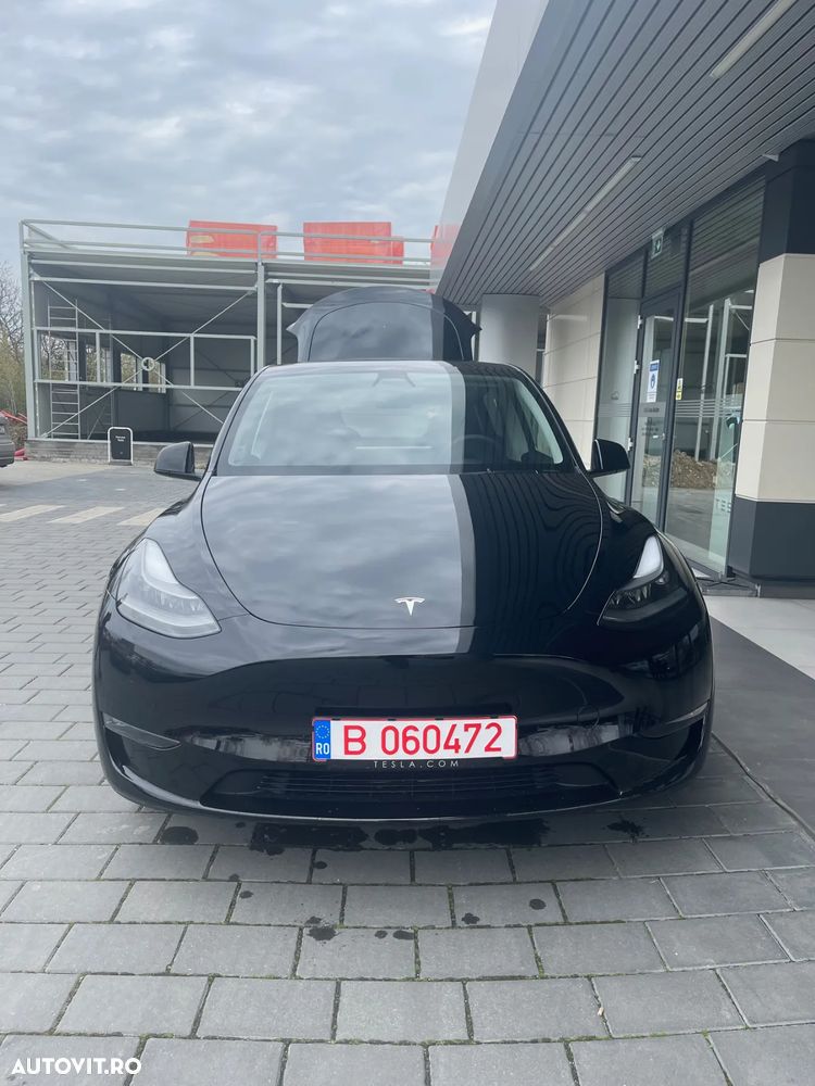 Second hand Tesla Model Y - 42 990 EUR, 15 000 km - Autovit