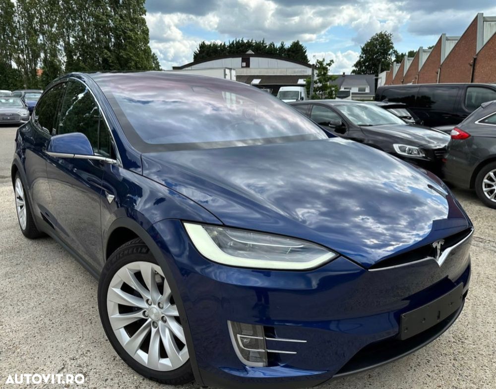 Second hand Tesla Model X - 47 000 EUR, 77 238 km, 2018 - autovit.ro