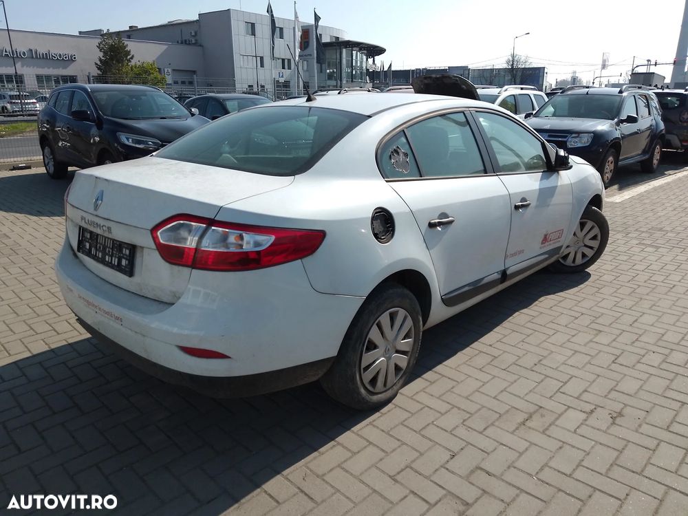 Second hand Renault Fluence - 1 900 EUR, 281 357 km - Autovit