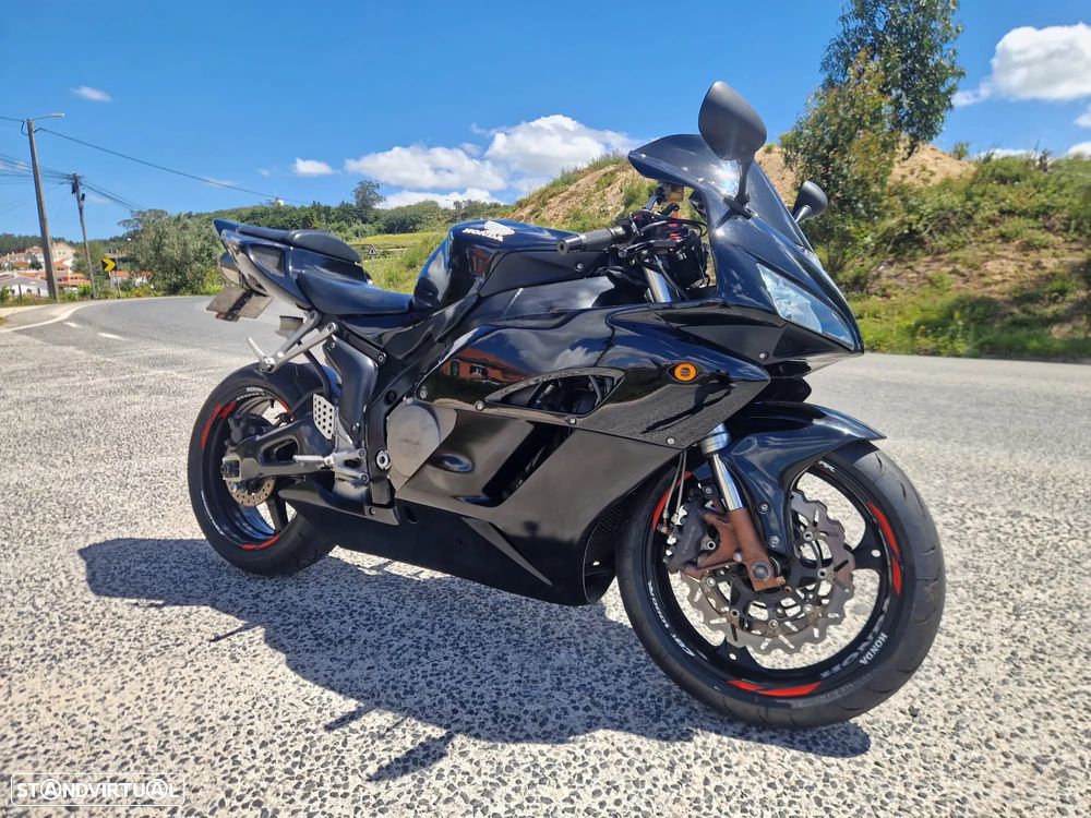 Usados Honda CBR - 5 950 EUR, 60 000 km, 2004 - Standvirtual