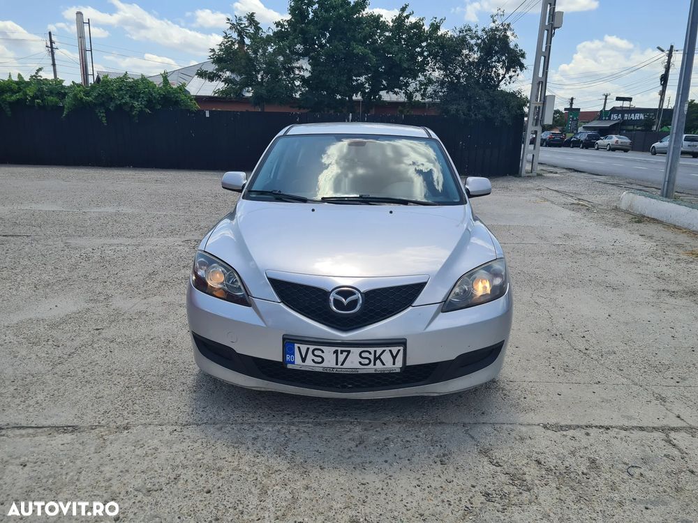 Second hand Mazda 3 - 3 000 EUR, 234 000 km - Autovit