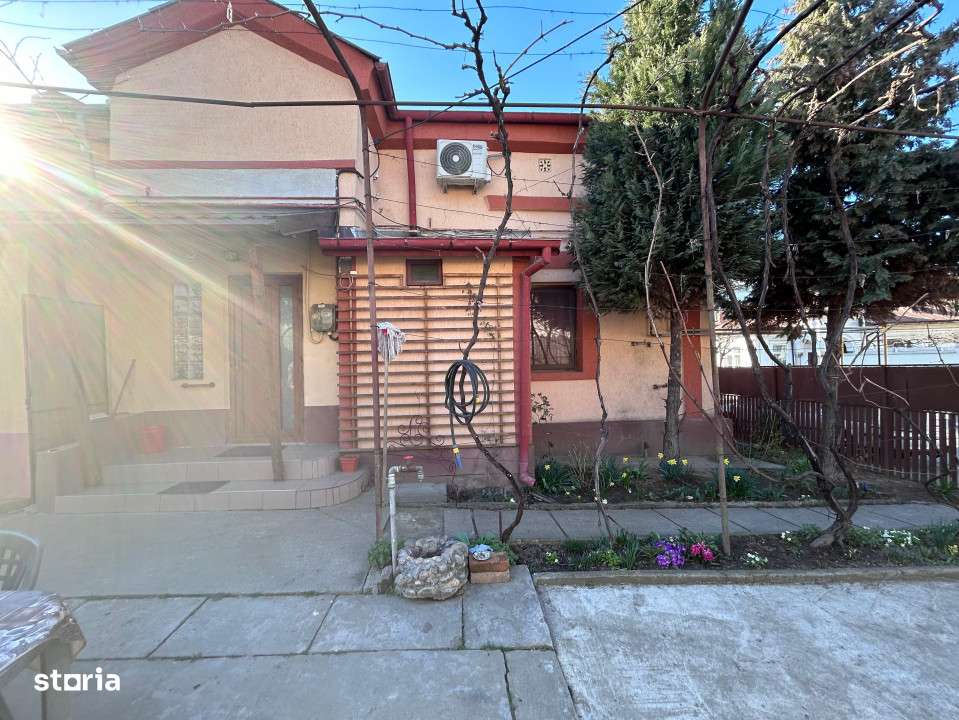 4 camere, casa de vanzare - Dolj (judet), Centru - 9382901 • www.storia.ro