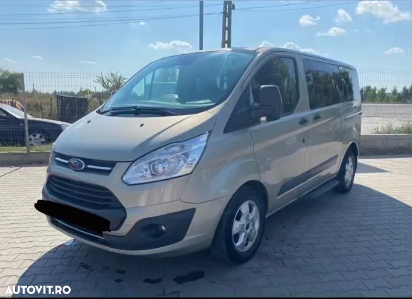 Second hand Ford Tourneo Custom - 17 500 EUR, 165 000 km - Autovit