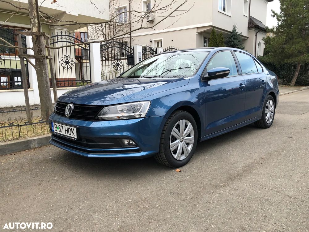 Second hand Volkswagen Jetta - 11 600 EUR, 40 000 km - Autovit