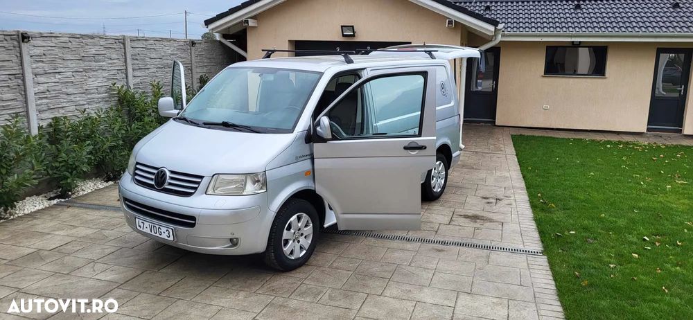 Second hand Volkswagen Transporter - 5 799 EUR, 224 000 km - Autovit
