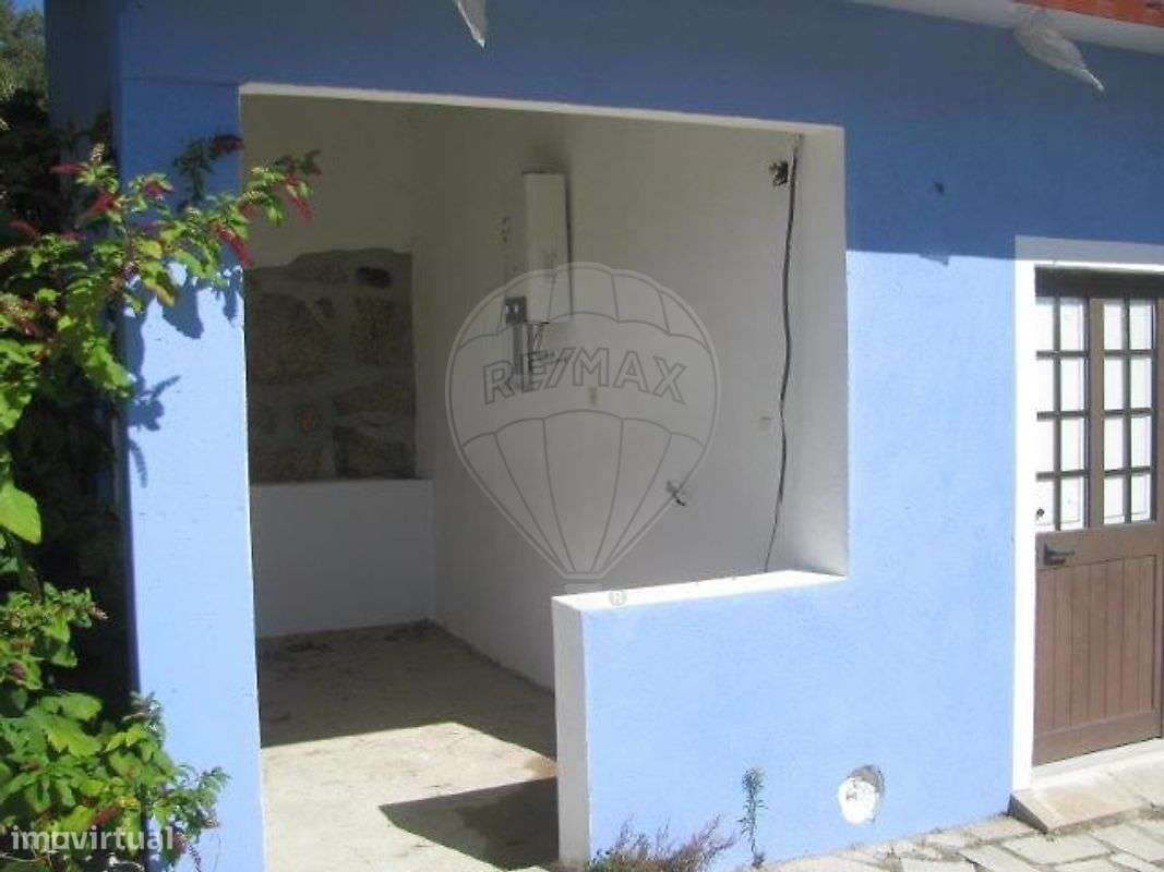 T2, moradia para arrendar - Bairro Dona Francisca Cabral, Alpedrinha ...