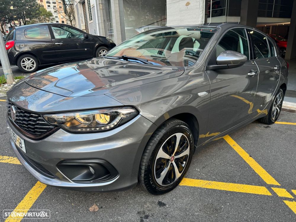 Usados Fiat Tipo - 13 900 EUR, 127 235 km, 2017 - Standvirtual