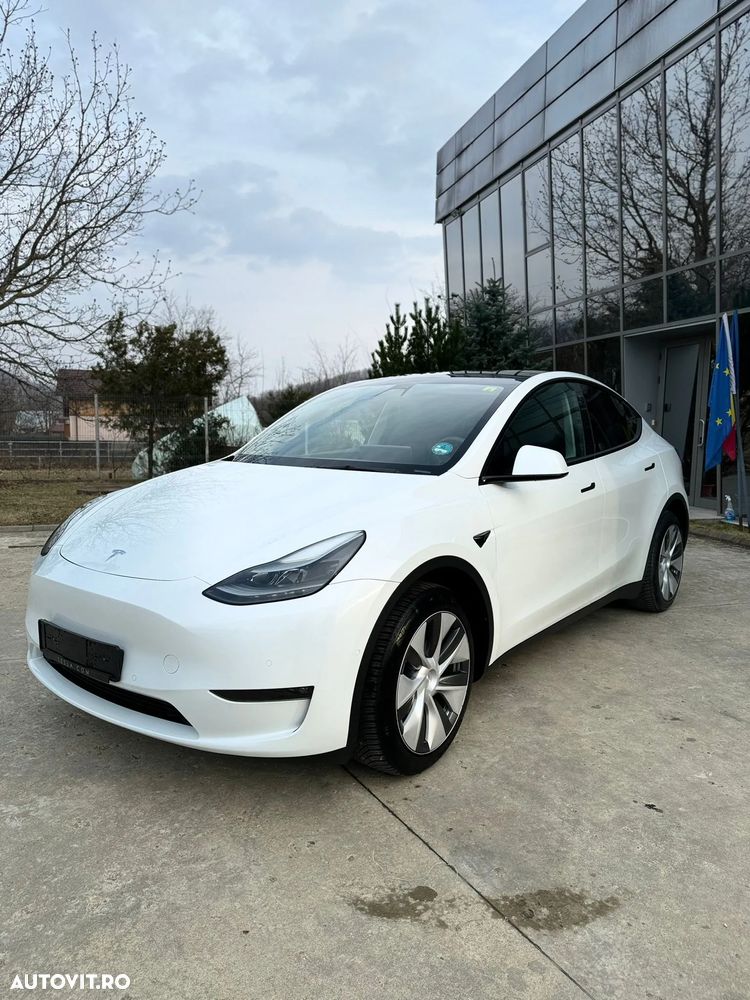 Second hand Tesla Model Y - 42 959 EUR, 24 007 km - Autovit