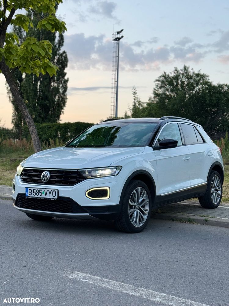 Second hand Volkswagen T-ROC - 17 850 EUR, 92 600 km - Autovit