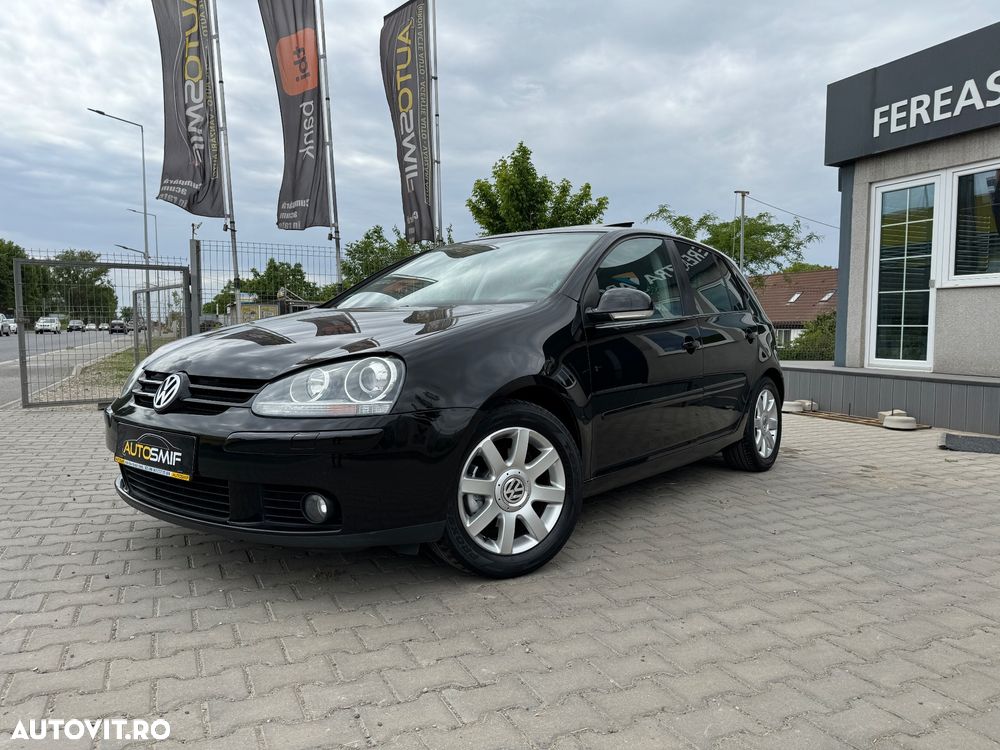 Second hand Volkswagen Golf - 3 850 EUR, 235 000 km - Autovit