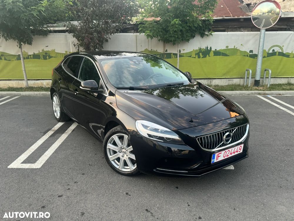 Second hand Volvo V40 - 14 700 EUR, 129 450 km - Autovit