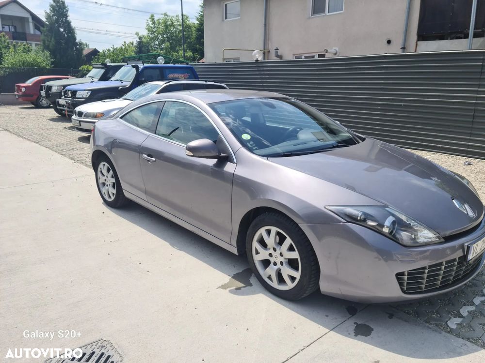 Second hand Renault Laguna - 5 800 EUR, 211 580 km - Autovit