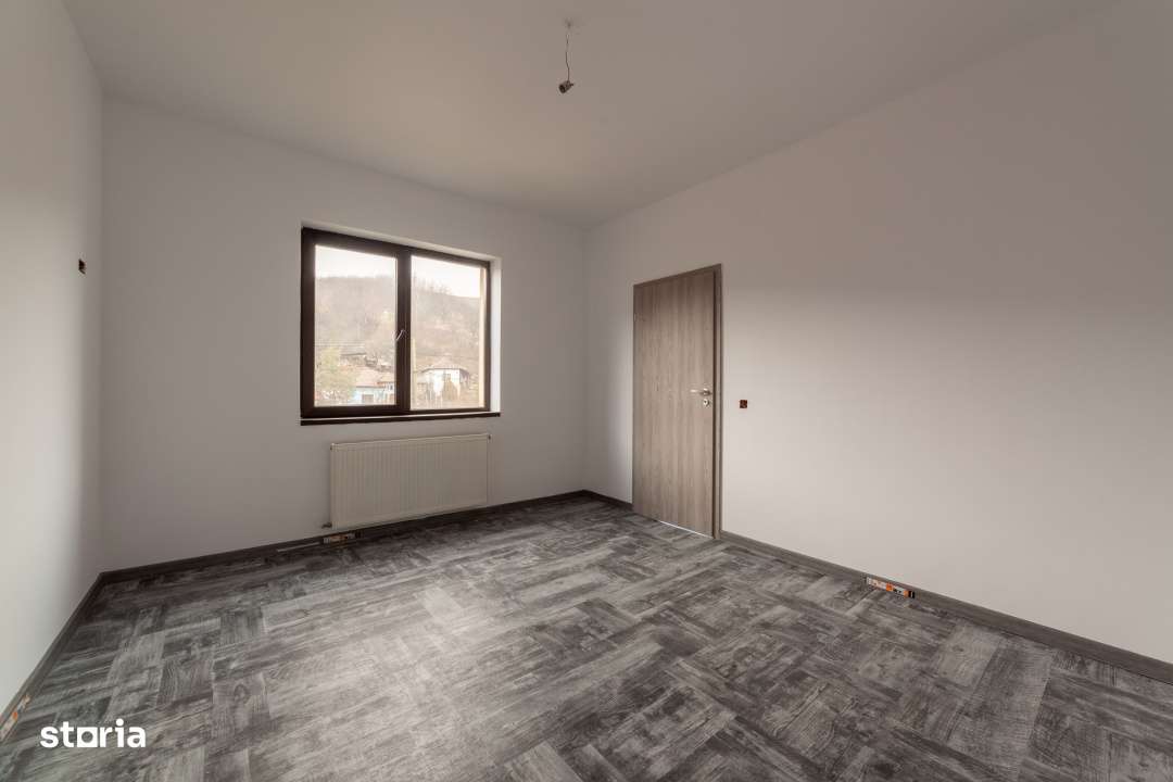 8 camere, casa de vanzare - Arges (judet), Izvorani - 10052890 • www ...