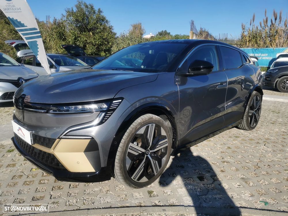 Usados Renault Mégane E-Tech - 49 490 EUR, 7 500 km, 2023 | Standvirtual