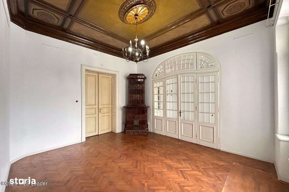 9 camere, apartament de vanzare - Bucuresti (judet), Bulevardul Carol I ...