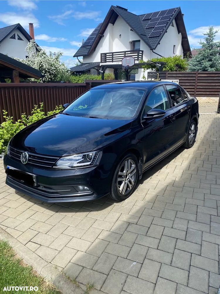 Second hand Volkswagen Jetta - 12 800 EUR, 170 000 km - Autovit