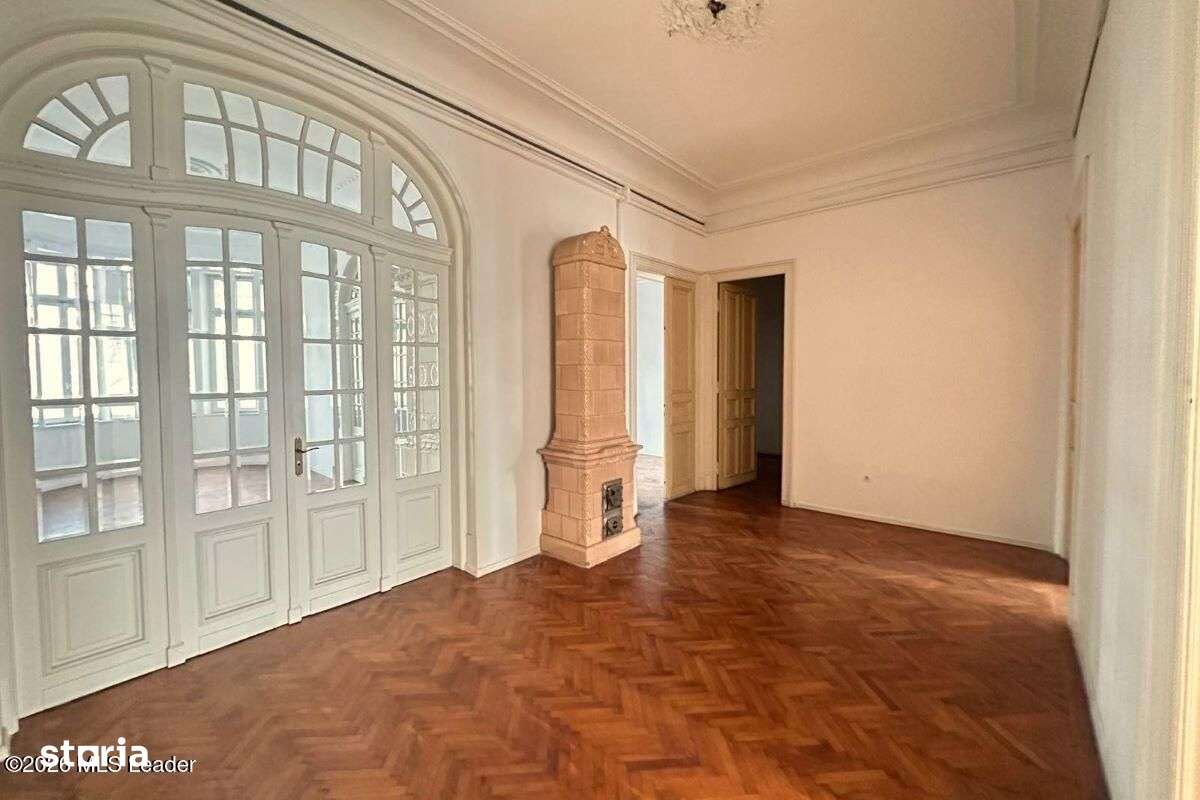 9 camere, apartament de vanzare - Bucuresti (judet), Bulevardul Carol I ...