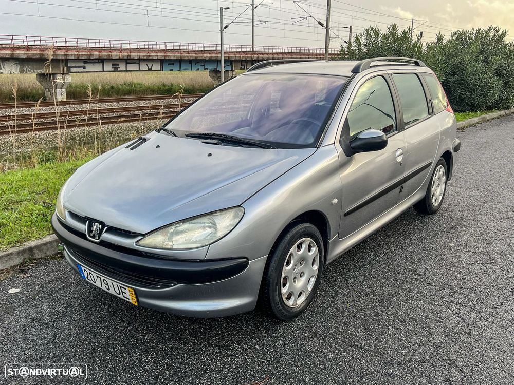 Usados Peugeot 206 SW - 2 500 EUR, 179 000 km, 2002 - Standvirtual