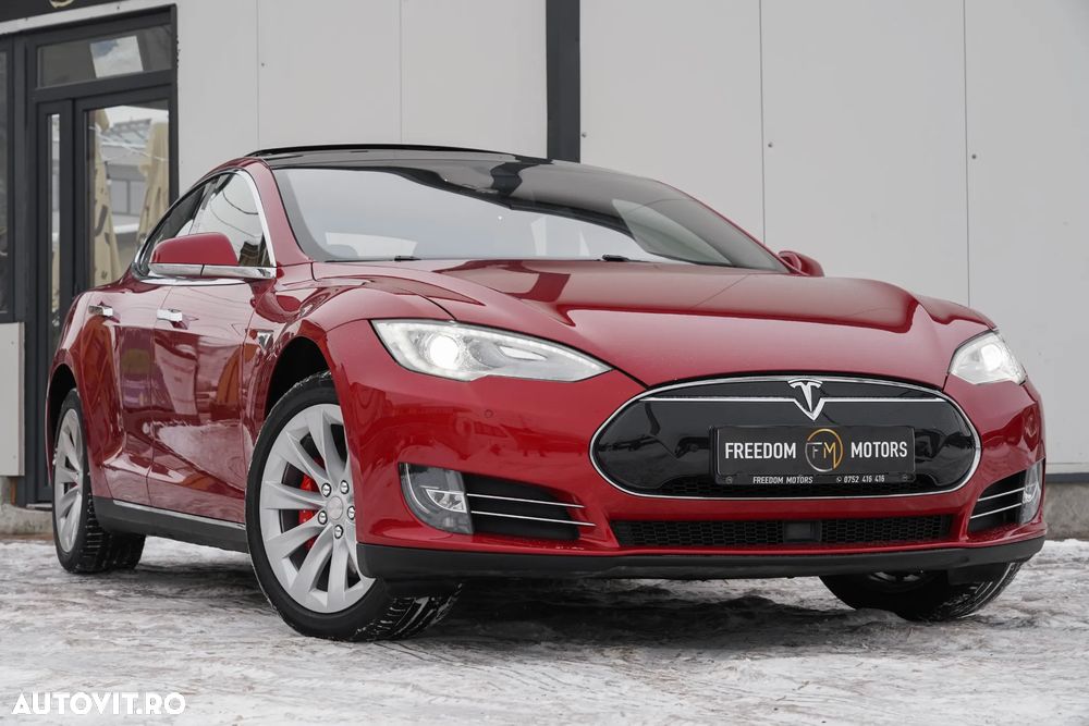 Second hand Tesla Model S - 29 998 EUR, 197 000 km - Autovit