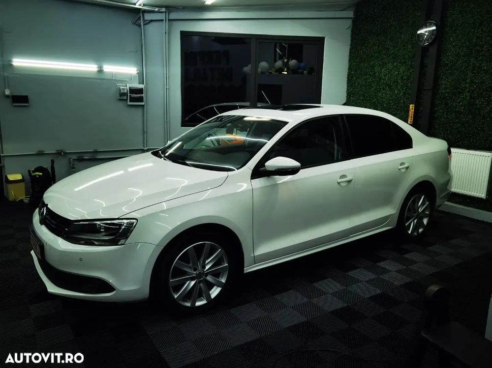Second hand Volkswagen Jetta - 10 999 EUR, 159 532 km - Autovit