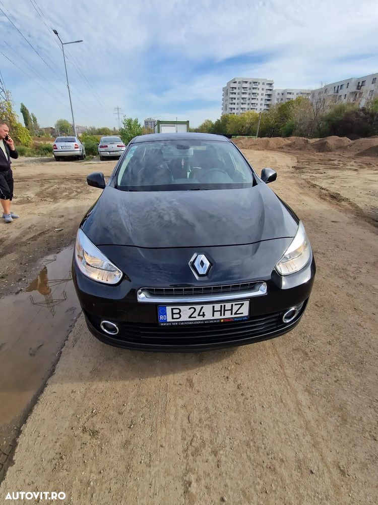 Second hand Renault Fluence - 4 200 EUR, 123 000 km - Autovit