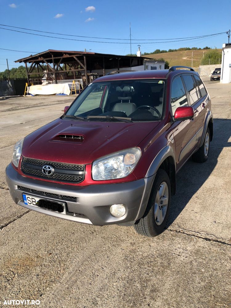 Second hand Toyota RAV4 - 4 700 EUR, 248 000 km - Autovit