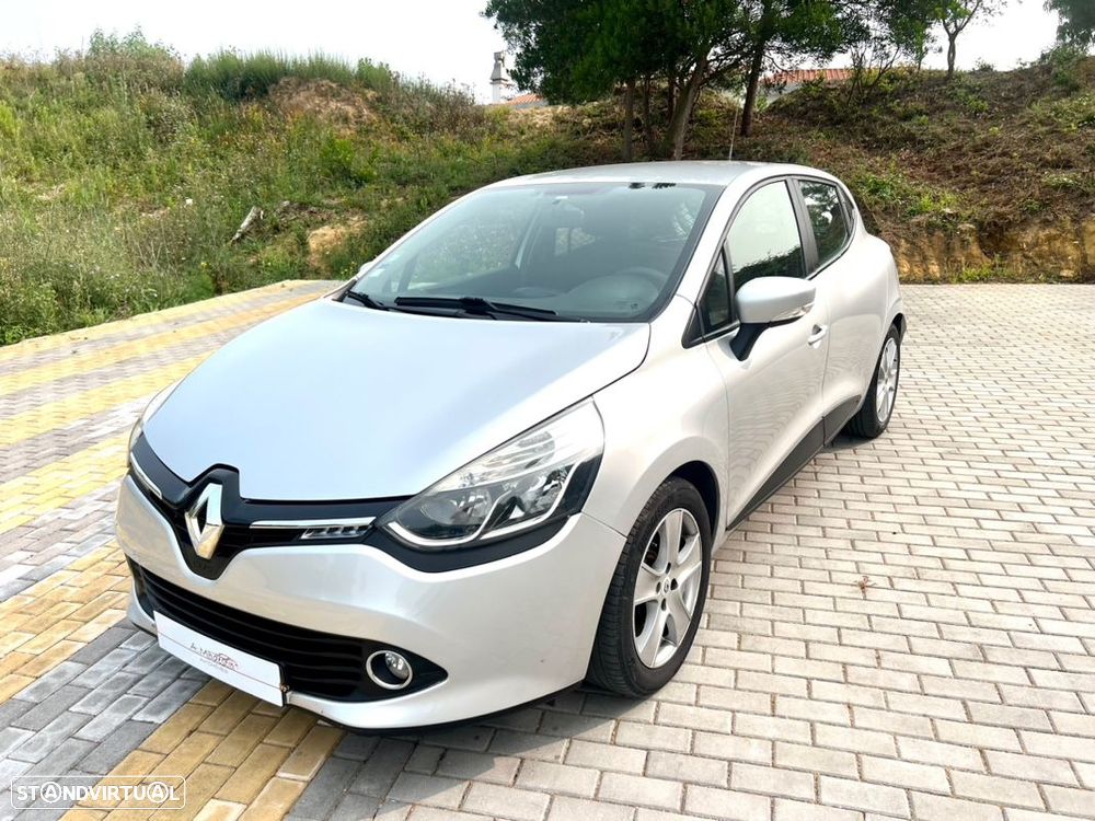 Usados Renault CLIO - 9 500 EUR, 160 000 km, 2014 | Standvirtual