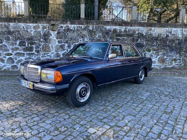 Usados Mercedes-Benz 300 - 3 750 EUR, 319 456 km, 1985 - Standvirtual