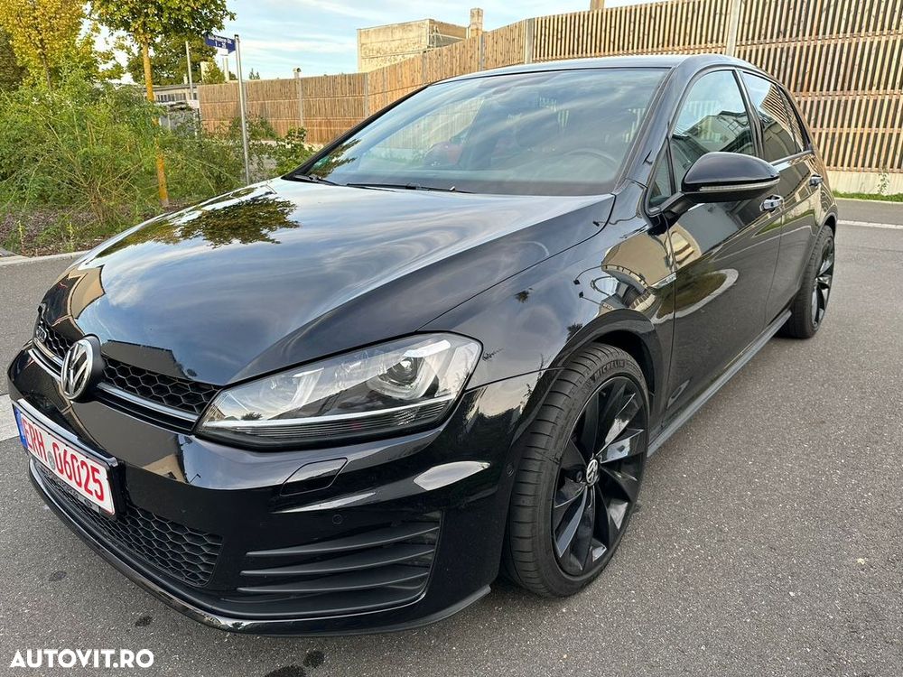 Second hand Volkswagen Golf - 15 000 EUR, 138 000 km - Autovit
